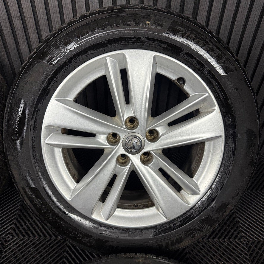 17'' Genuine Vauxhall Grandland X Silver Alloy Alloy Wheel Tyres Yp000 ...