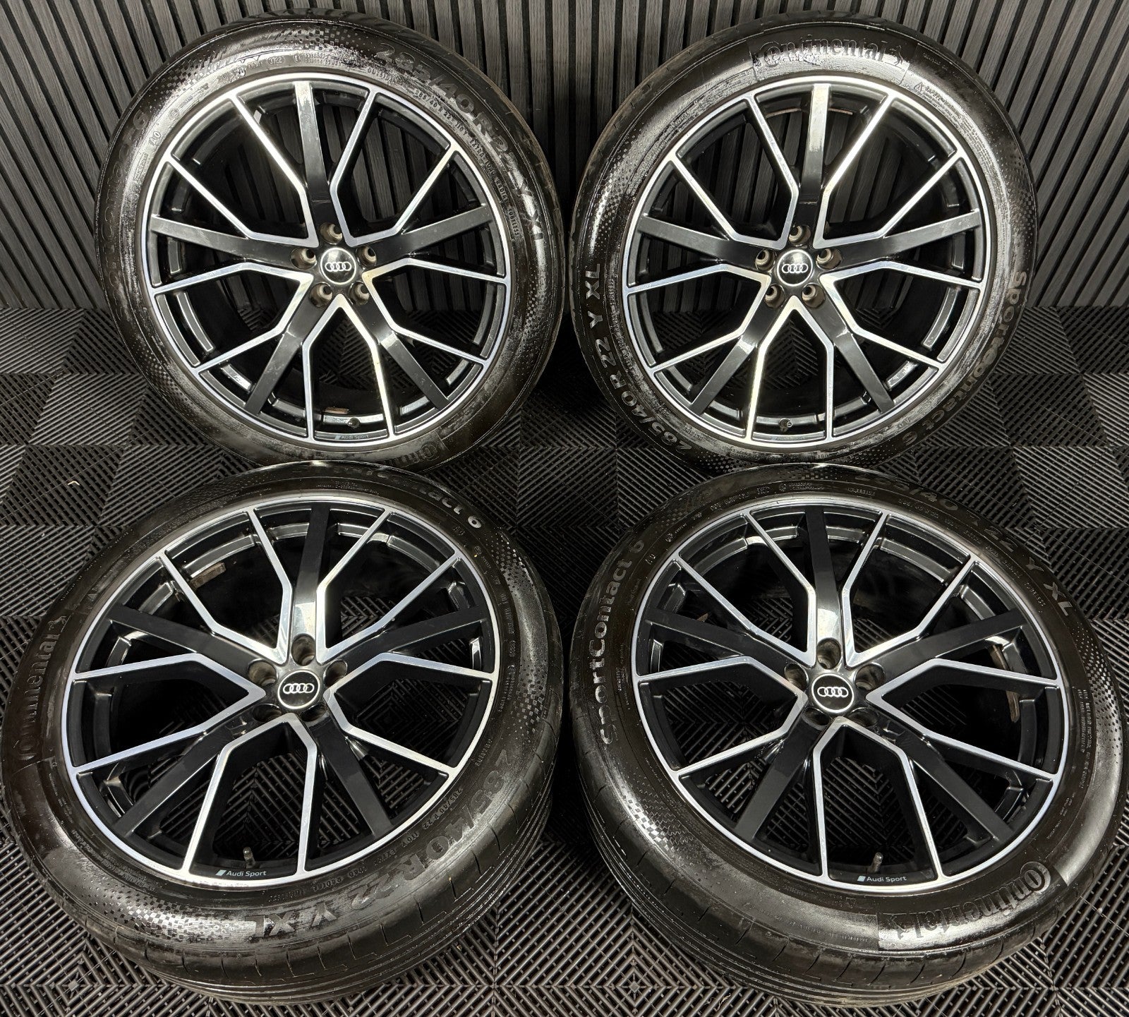 22'' GENUINE AUDI SQ8 Q8 S LINE 4M BLACK RS ALLOY WHEELS ALLOYS TYRES ...